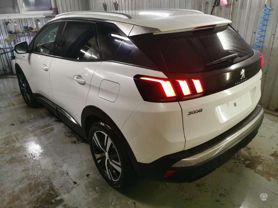Balts Peugeot 3008 2020 Kauņa, ar dzinēja tilpumu 1.60 L un nobraukumu 191 tūkst. km par 14900 €, foto 4 vietnē AUTOMOTO.COM.LV