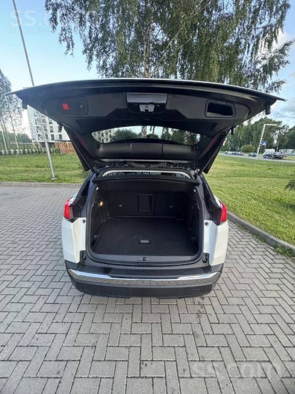 Balts Peugeot 3008 2020 Rīga, ar dzinēja tilpumu 1.50 L un nobraukumu 76 tūkst. km par 15950 €, foto 11 vietnē AUTOMOTO.COM.LV