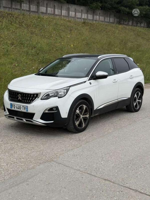 Balts Peugeot 3008 2020 Viļņa, ar dzinēja tilpumu 1.20 L un nobraukumu 240 tūkst. km par 7700 €, foto 1 vietnē AUTOMOTO.COM.LV