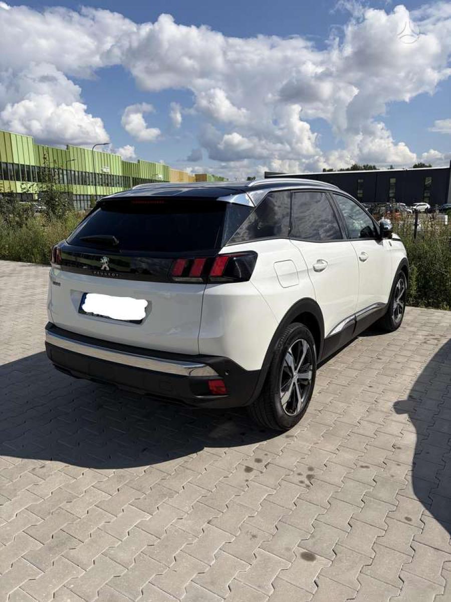 Balts Peugeot 3008 2020 Viļņa, ar dzinēja tilpumu 1.20 L un nobraukumu 77 tūkst. km par 16200 €, foto 1 vietnē AUTOMOTO.COM.LV
