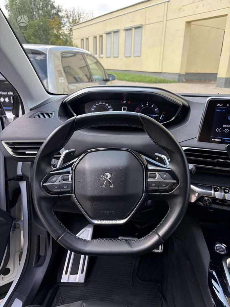 Balts Peugeot 3008 2020 Viļņa, ar dzinēja tilpumu 1.20 L un nobraukumu 77 tūkst. km par 16200 €, foto 11 vietnē AUTOMOTO.COM.LV