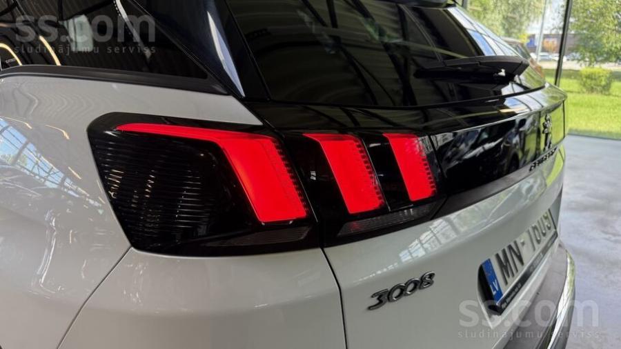 Balts Peugeot 3008 2020 Rīga, ar dzinēja tilpumu 1.50 L un nobraukumu 76 tūkst. km par 16900 €, foto 10 vietnē AUTOMOTO.COM.LV