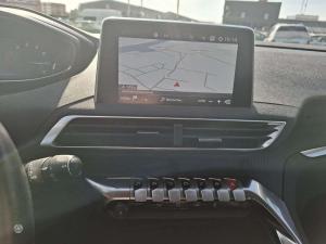 Balts Peugeot 3008 2020 Plungė, ar dzinēja tilpumu 1.20 L un nobraukumu 170 tūkst. km par 10600 €, foto 15 vietnē AUTOMOTO.COM.LV