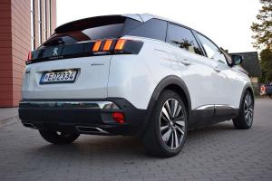 White Peugeot 3008 2020 in Utena, with an engine capacity of 1.60 L and mileage of 245 thousand km for 14500 €, photo 4 on AUTOMOTO.COM.LV