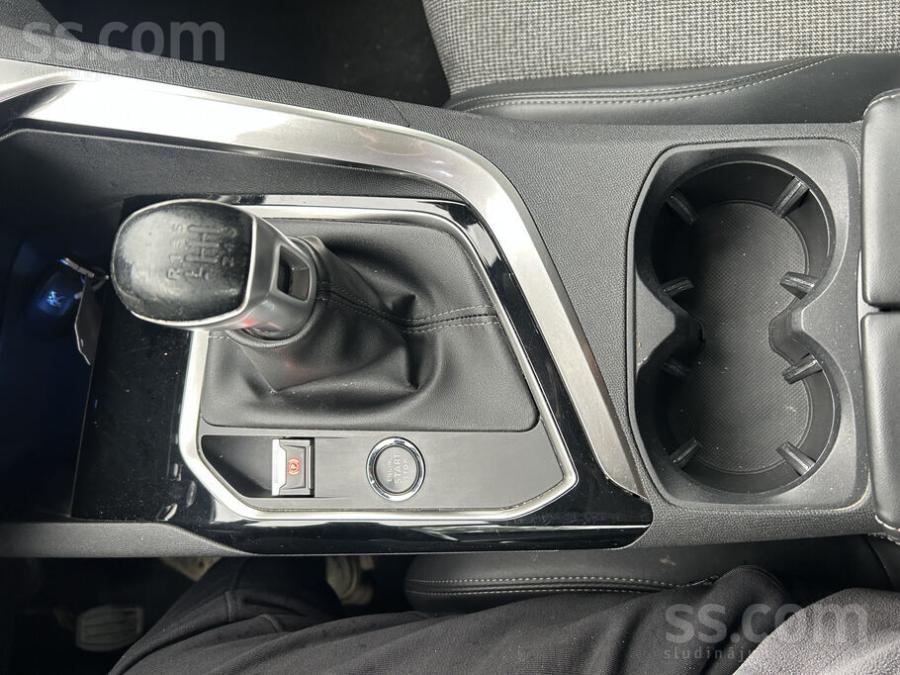 Balts Peugeot 3008 2020 Alūksne, ar dzinēja tilpumu 1.50 L un nobraukumu 0 tūkst. km par 11350 €, foto 21 vietnē AUTOMOTO.COM.LV