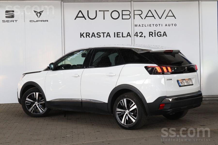 Balts Peugeot 3008 2021 Rīga, ar dzinēja tilpumu 1.20 L un nobraukumu 107 tūkst. km par 12990 €, foto 8 vietnē AUTOMOTO.COM.LV