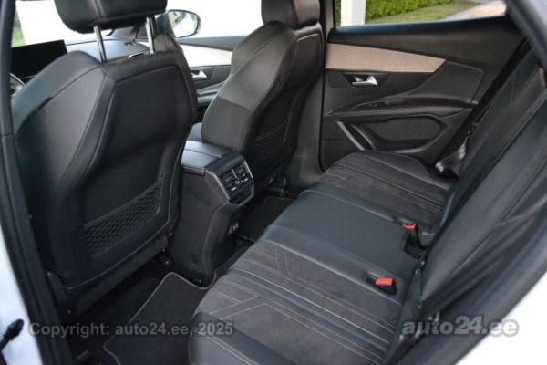Balts Peugeot 3008 2021 Tallina, ar dzinēja tilpumu 1.50 L un nobraukumu 105 tūkst. km par 18800 €, foto 11 vietnē AUTOMOTO.COM.LV