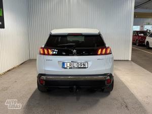 White Peugeot 3008 2021 in Kaunas, with an engine capacity of 0.00 L and mileage of 96 thousand km for 24201 €, photo 4 on AUTOMOTO.COM.LV