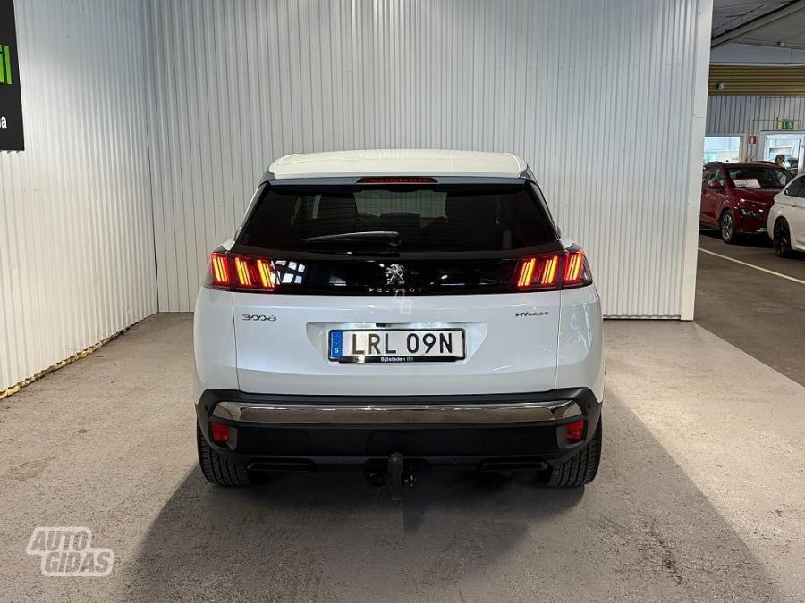White Peugeot 3008 2021 in Kaunas, with an engine capacity of 0.00 L and mileage of 96 thousand km for 24201 €, photo 4 on AUTOMOTO.COM.LV