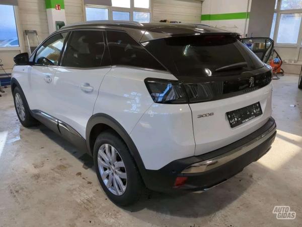 White Peugeot 3008 2021 in Kaunas, with an engine capacity of 1.50 L and mileage of 53 thousand km for 25387 €, photo 4 on AUTOMOTO.COM.LV