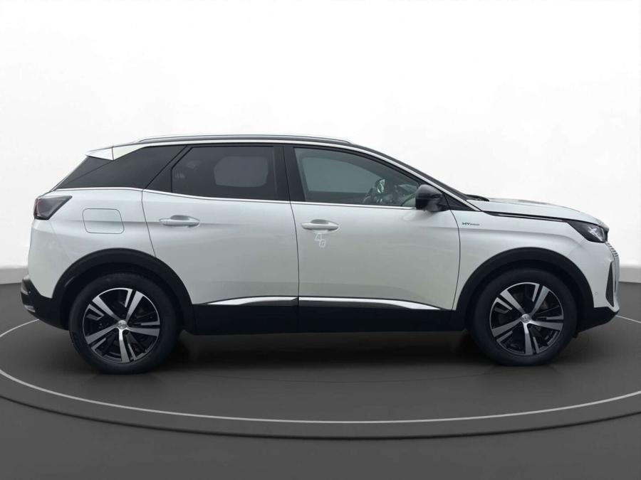 White Peugeot 3008 2021 in Kaunas, with an engine capacity of 1.60 L and mileage of 62 thousand km for 24307 €, photo 6 on AUTOMOTO.COM.LV