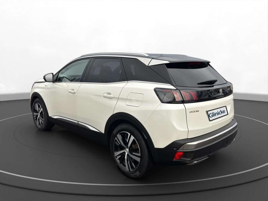 White Peugeot 3008 2021 in Kaunas, with an engine capacity of 1.60 L and mileage of 62 thousand km for 24307 €, photo 9 on AUTOMOTO.COM.LV