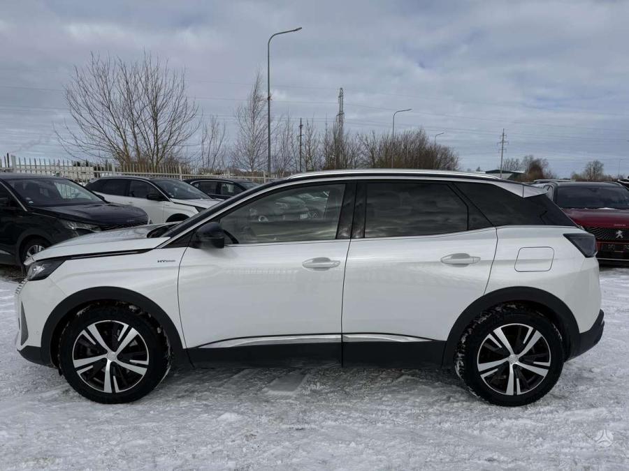 White Peugeot 3008 2021 in Marijampole, with an engine capacity of 1.60 L and mileage of 126 thousand km for 18144 €, photo 8 on AUTOMOTO.COM.LV
