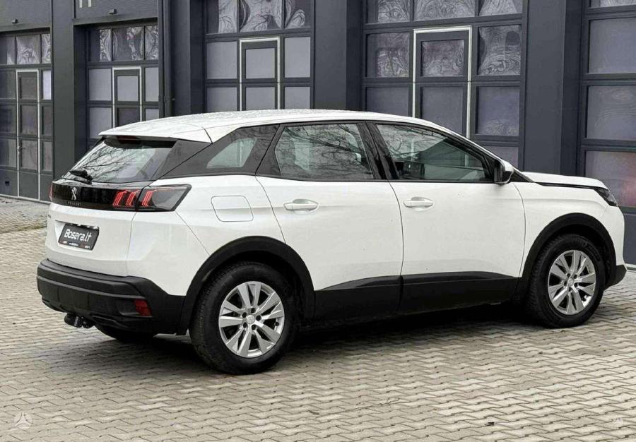 White Peugeot 3008 2021 in Siauliai, with an engine capacity of 1.50 L and mileage of 198 thousand km for 13990 €, photo 5 on AUTOMOTO.COM.LV