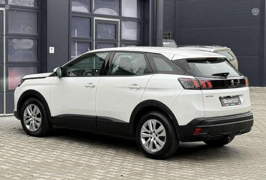 White Peugeot 3008 2021 in Siauliai, with an engine capacity of 1.50 L and mileage of 198 thousand km for 13990 €, photo 7 on AUTOMOTO.COM.LV