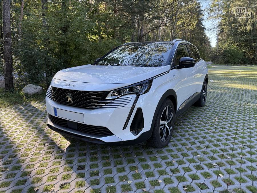 White Peugeot 3008 2021 in Vilnius, with an engine capacity of 1.60 L and mileage of 50 thousand km for 25500 €, photo 1 on AUTOMOTO.COM.LV