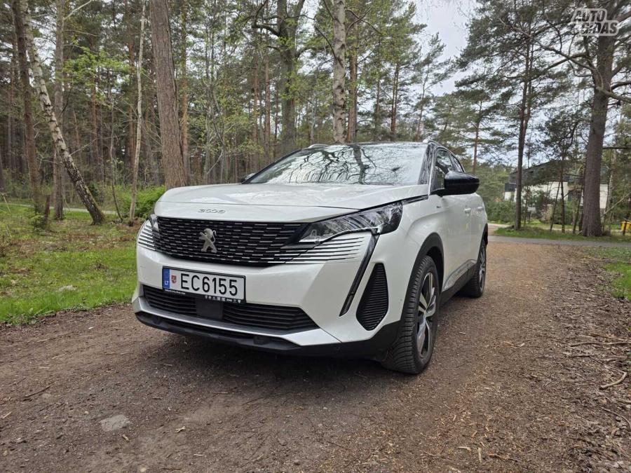 White Peugeot 3008 2021 in Palanga, with an engine capacity of 1.60 L and mileage of 42 thousand km for 24500 €, photo 3 on AUTOMOTO.COM.LV
