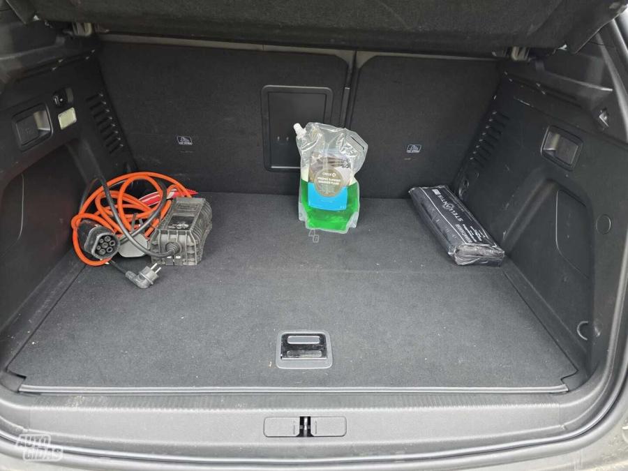 White Peugeot 3008 2021 in Palanga, with an engine capacity of 1.60 L and mileage of 42 thousand km for 24500 €, photo 12 on AUTOMOTO.COM.LV