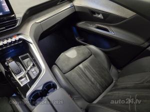 White Peugeot 3008 2021 in Tallinn, with an engine capacity of 1.50 L and mileage of 103 thousand km for 18900 €, photo 18 on AUTOMOTO.COM.LV