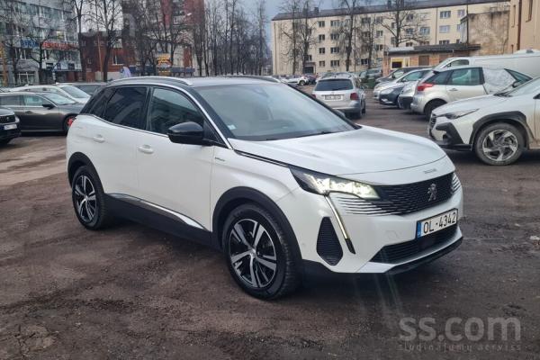 White Peugeot 3008 2021 in Jelgava, with an engine capacity of 1.60 L and mileage of 0 thousand km for 16990 €, photo 3 on AUTOMOTO.COM.LV