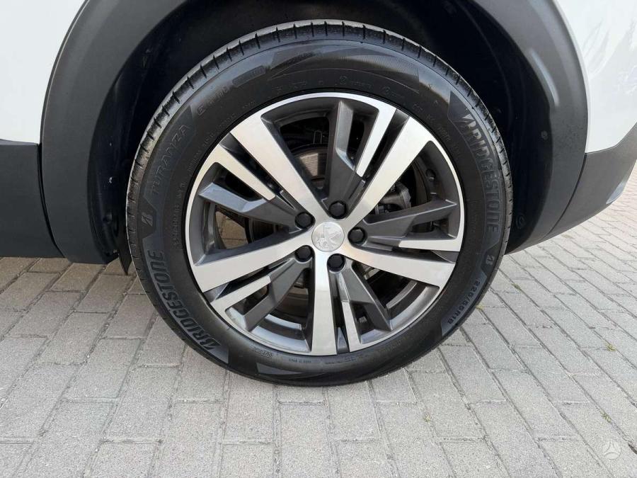 White Peugeot 3008 2021 in Marijampole, with an engine capacity of 1.60 L and mileage of 139 thousand km for 16500 €, photo 19 on AUTOMOTO.COM.LV