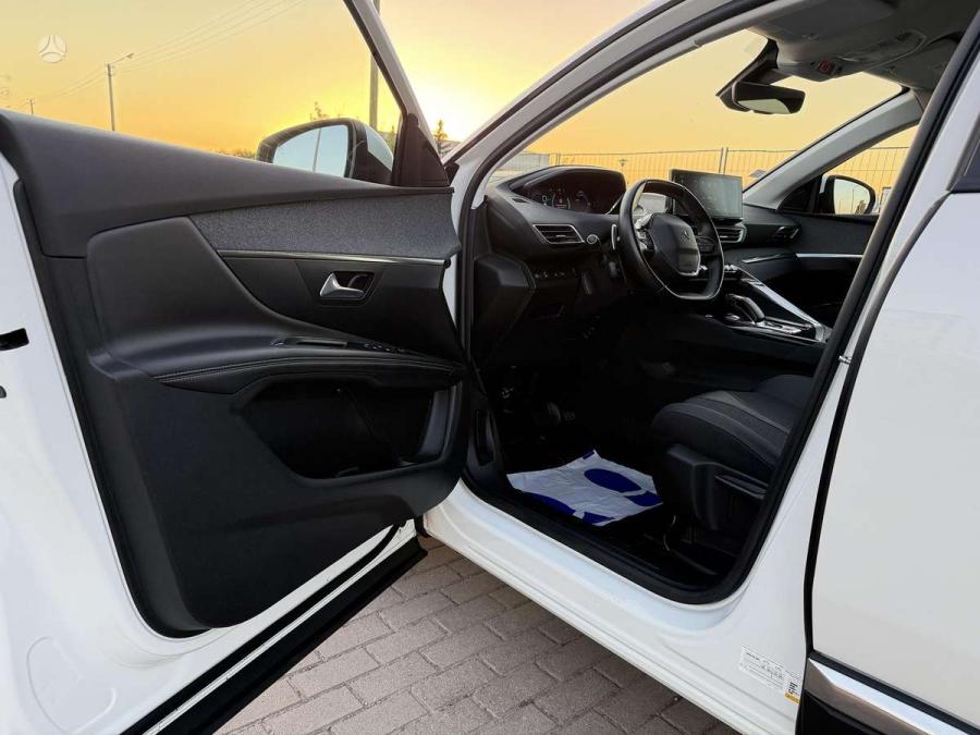 White Peugeot 3008 2021 in Marijampole, with an engine capacity of 1.60 L and mileage of 139 thousand km for 16500 €, photo 23 on AUTOMOTO.COM.LV