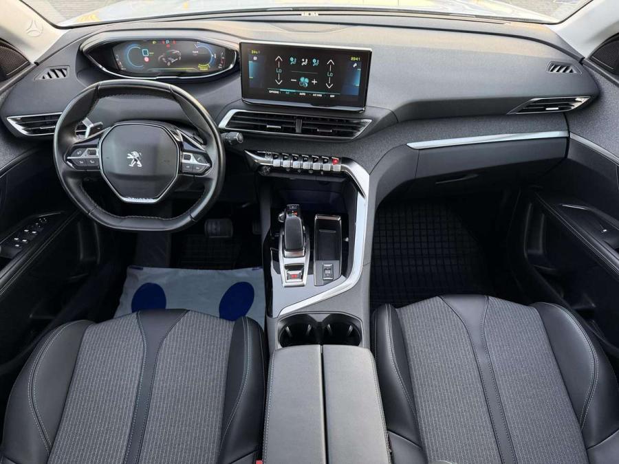 White Peugeot 3008 2021 in Marijampole, with an engine capacity of 1.60 L and mileage of 139 thousand km for 16500 €, photo 25 on AUTOMOTO.COM.LV