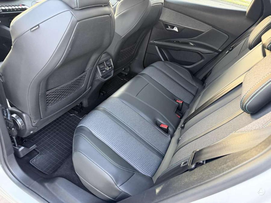 White Peugeot 3008 2021 in Marijampole, with an engine capacity of 1.60 L and mileage of 139 thousand km for 16500 €, photo 30 on AUTOMOTO.COM.LV
