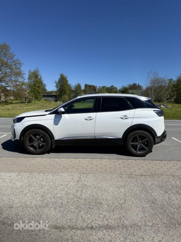 Balts Peugeot 3008 2021 Tallina, ar dzinēja tilpumu 1.50 L un nobraukumu 0 tūkst. km par 17000 €, foto 4 vietnē AUTOMOTO.COM.LV