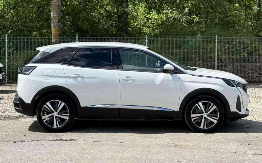 Balts Peugeot 3008 2021 Šauļi, ar dzinēja tilpumu 1.60 L un nobraukumu 110 tūkst. km par 17490 €, foto 5 vietnē AUTOMOTO.COM.LV