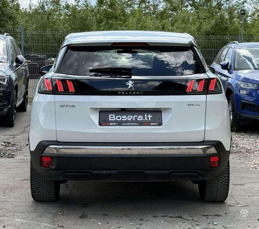 Balts Peugeot 3008 2021 Šauļi, ar dzinēja tilpumu 1.60 L un nobraukumu 110 tūkst. km par 17490 €, foto 7 vietnē AUTOMOTO.COM.LV