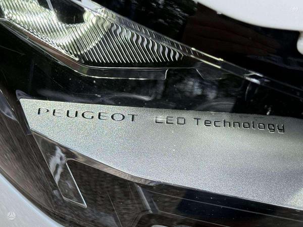 Balts Peugeot 3008 2021 Šauļi, ar dzinēja tilpumu 1.60 L un nobraukumu 110 tūkst. km par 17490 €, foto 10 vietnē AUTOMOTO.COM.LV
