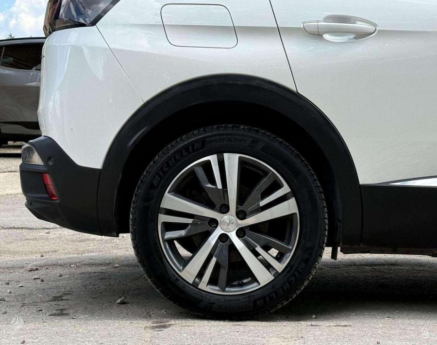 Balts Peugeot 3008 2021 Šauļi, ar dzinēja tilpumu 1.60 L un nobraukumu 110 tūkst. km par 17490 €, foto 14 vietnē AUTOMOTO.COM.LV