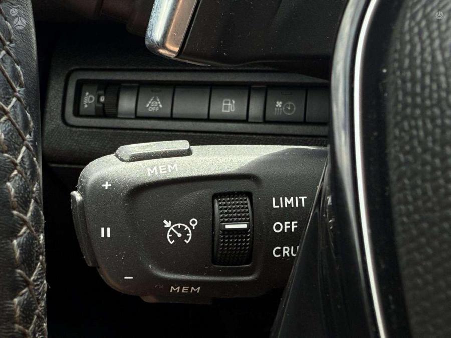 Balts Peugeot 3008 2021 Šauļi, ar dzinēja tilpumu 1.60 L un nobraukumu 110 tūkst. km par 17490 €, foto 32 vietnē AUTOMOTO.COM.LV
