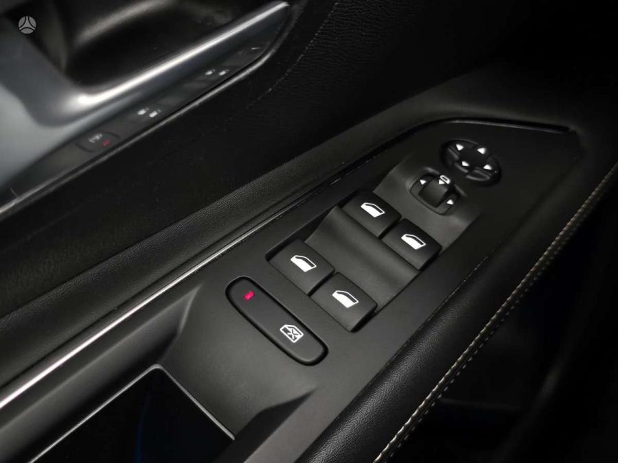Balts Peugeot 3008 2021 Viļņa, ar dzinēja tilpumu 1.50 L un nobraukumu 147 tūkst. km par 17690 €, foto 24 vietnē AUTOMOTO.COM.LV