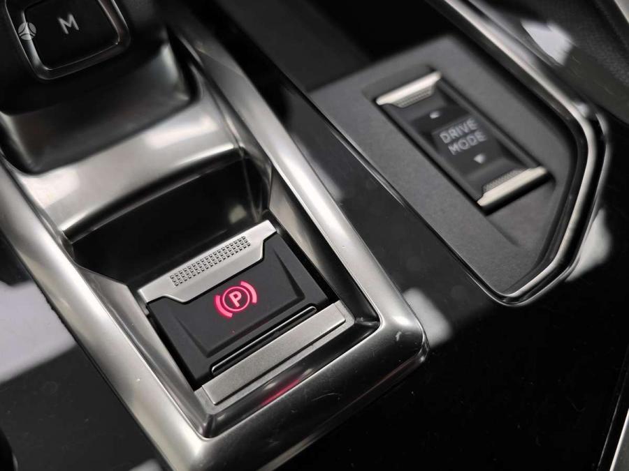 Balts Peugeot 3008 2021 Viļņa, ar dzinēja tilpumu 1.50 L un nobraukumu 147 tūkst. km par 17690 €, foto 31 vietnē AUTOMOTO.COM.LV