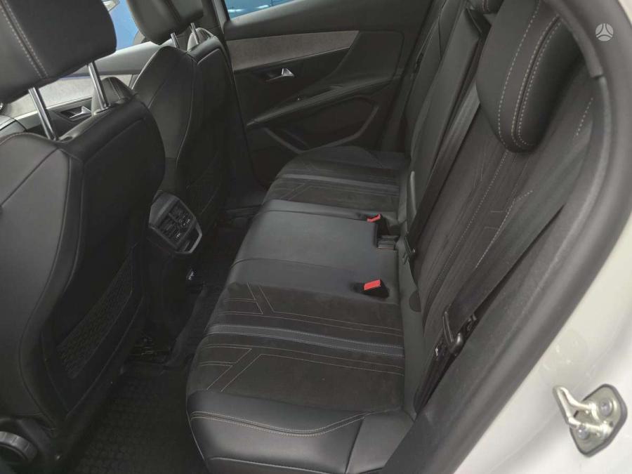 Balts Peugeot 3008 2021 Viļņa, ar dzinēja tilpumu 1.50 L un nobraukumu 147 tūkst. km par 17690 €, foto 41 vietnē AUTOMOTO.COM.LV