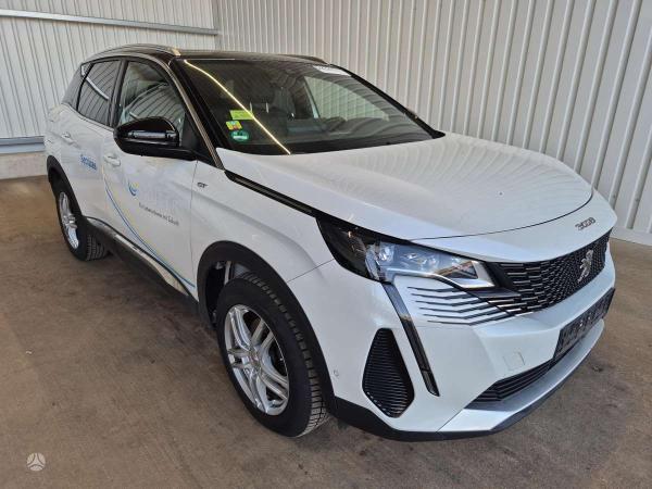 White Peugeot 3008 2021 in Siauliai, with an engine capacity of 1.50 L and mileage of 185 thousand km for 17665 €, photo 1 on AUTOMOTO.COM.LV