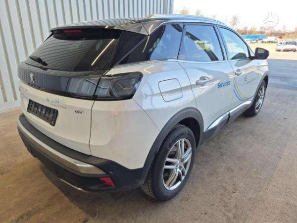 White Peugeot 3008 2021 in Siauliai, with an engine capacity of 1.50 L and mileage of 185 thousand km for 17665 €, photo 3 on AUTOMOTO.COM.LV