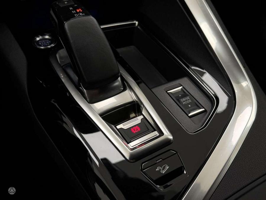 Balts Peugeot 3008 2021 Viļņa, ar dzinēja tilpumu 1.60 L un nobraukumu 105 tūkst. km par 20990 €, foto 21 vietnē AUTOMOTO.COM.LV