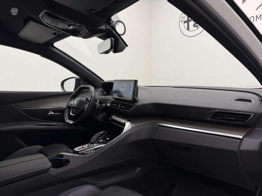 Balts Peugeot 3008 2021 Viļņa, ar dzinēja tilpumu 1.60 L un nobraukumu 105 tūkst. km par 20990 €, foto 41 vietnē AUTOMOTO.COM.LV