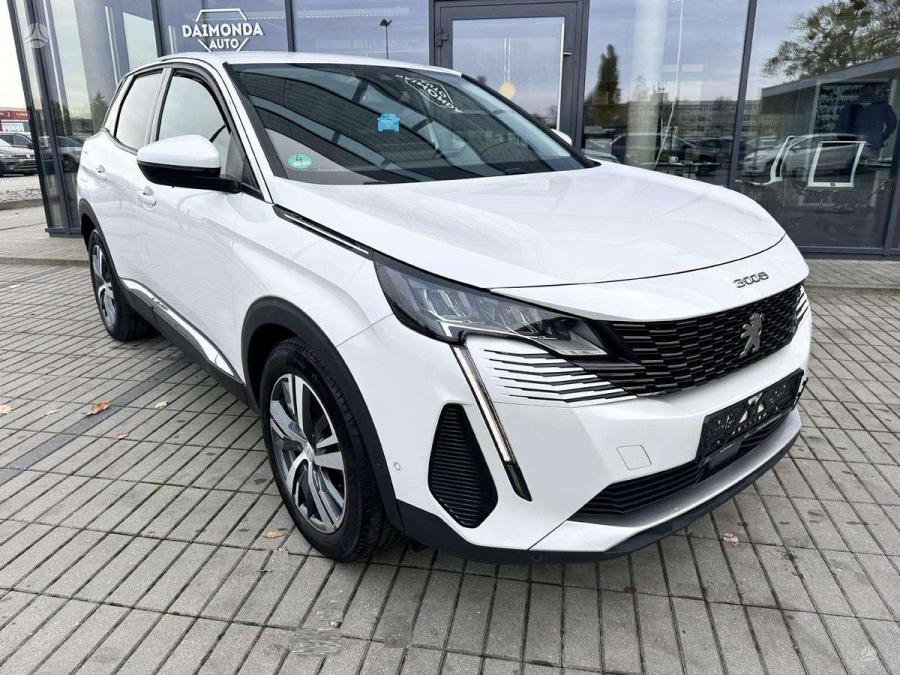 White Peugeot 3008 2021 in Kaunas, with an engine capacity of 1.20 L and mileage of 177 thousand km for 12900 €, photo 3 on AUTOMOTO.COM.LV