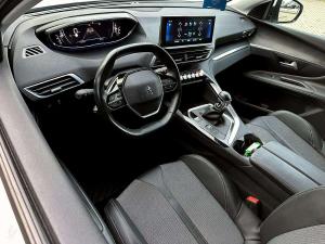 White Peugeot 3008 2021 in Kaunas, with an engine capacity of 1.20 L and mileage of 177 thousand km for 12900 €, photo 6 on AUTOMOTO.COM.LV