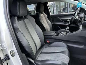 White Peugeot 3008 2021 in Kaunas, with an engine capacity of 1.20 L and mileage of 177 thousand km for 12900 €, photo 10 on AUTOMOTO.COM.LV