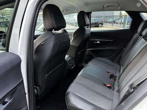 White Peugeot 3008 2021 in Kaunas, with an engine capacity of 1.20 L and mileage of 177 thousand km for 12900 €, photo 12 on AUTOMOTO.COM.LV