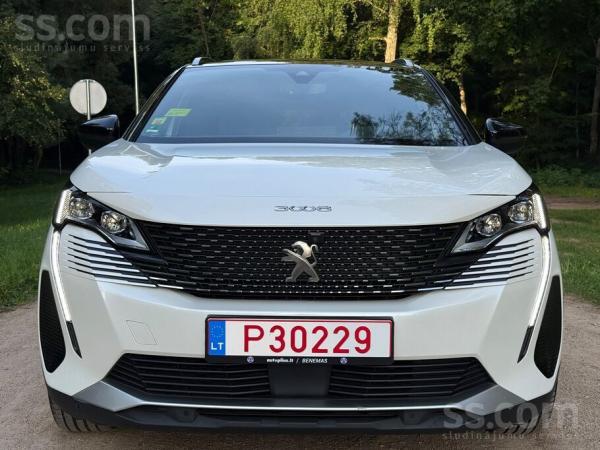 White Peugeot 3008 2021 in Siauliai, with an engine capacity of 1.50 L and mileage of 181 thousand km for 18999 €, photo 3 on AUTOMOTO.COM.LV