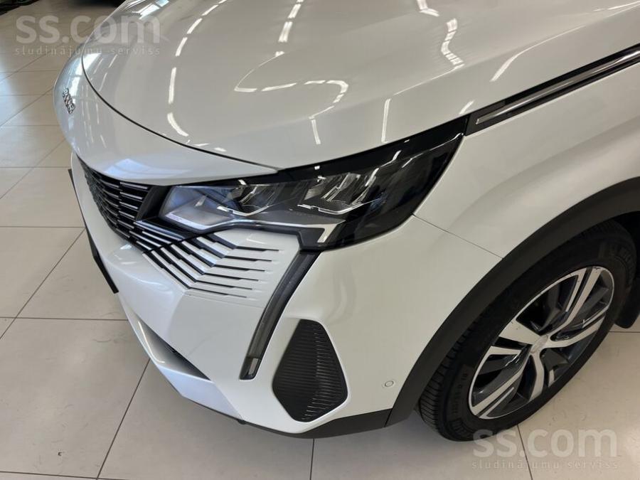 Balts Peugeot 3008 2022 Rīga, ar dzinēja tilpumu 1.50 L un nobraukumu 28 tūkst. km par 24500 €, foto 6 vietnē AUTOMOTO.COM.LV