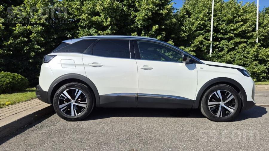 White Peugeot 3008 2022 in Riga, with an engine capacity of 1.50 L and mileage of 37 thousand km for 25500 €, photo 3 on AUTOMOTO.COM.LV