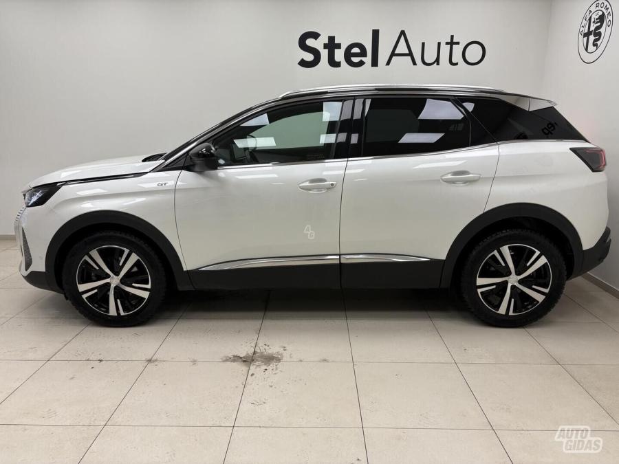 White Peugeot 3008 2022 in Vilnius, with an engine capacity of 1.20 L and mileage of 43 thousand km for 22700 €, photo 3 on AUTOMOTO.COM.LV
