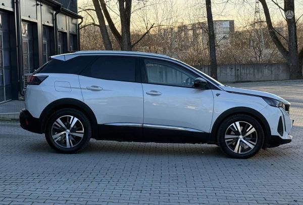 White Peugeot 3008 2022 in Siauliai, with an engine capacity of 1.60 L and mileage of 153 thousand km for 17990 €, photo 4 on AUTOMOTO.COM.LV